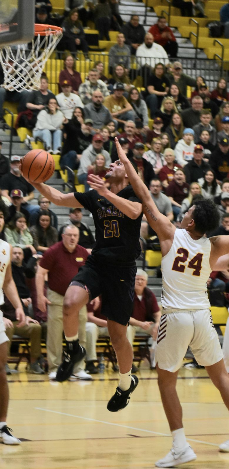 HIGH SCHOOL BASKETBALL: Bulldogs rally in fourth quarter to nip Crook ...