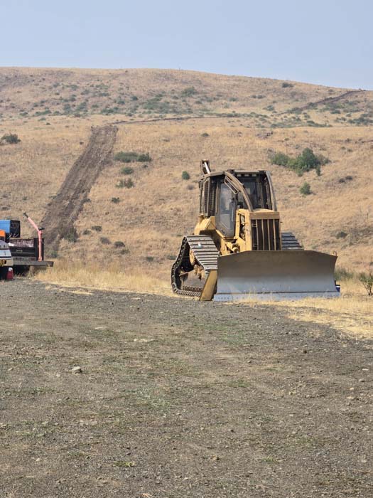 Halfway mayor closely monitoring Town Gulch Fire burning west of town ...